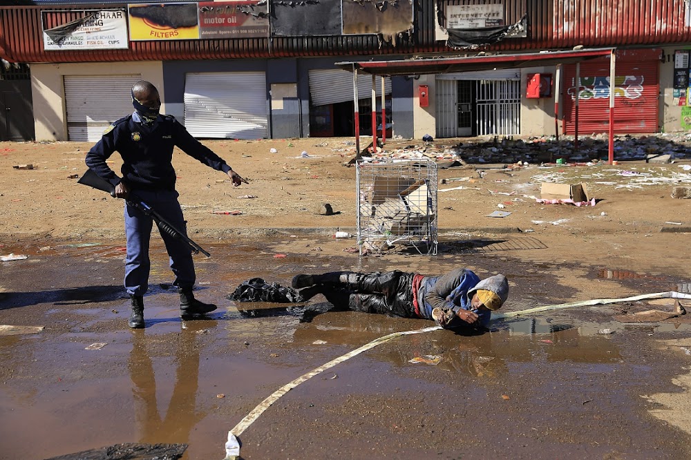 Gauteng And Kzn Turn Into War Zones As More Troops Deployed To Quell Riots