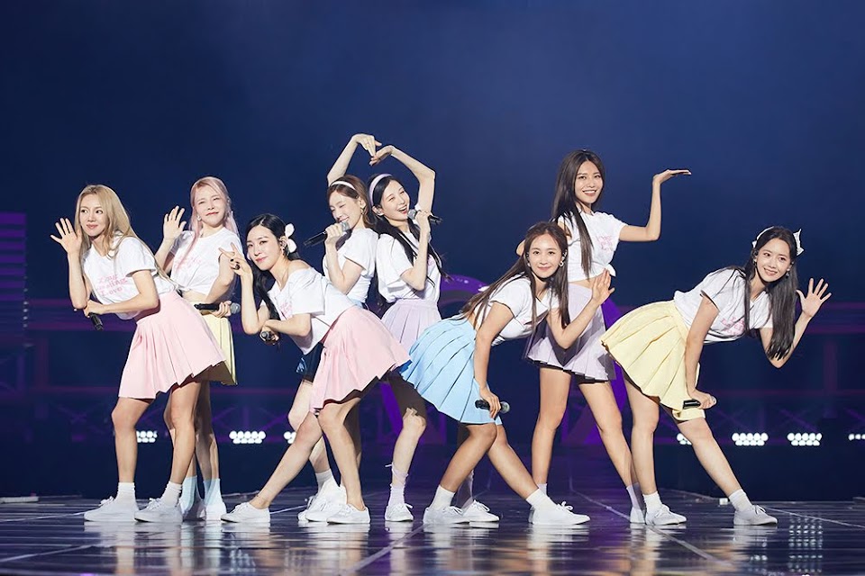 Netizens Stunned By 2nd Gen K Pop Idols 20 Year Age Gap With 4th Gen