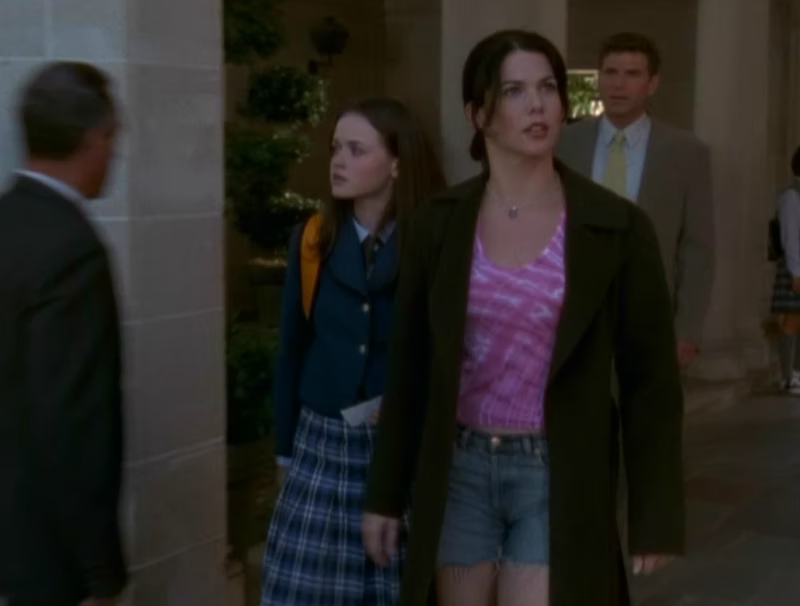 Lorelai Gilmores Most Iconic Outfits