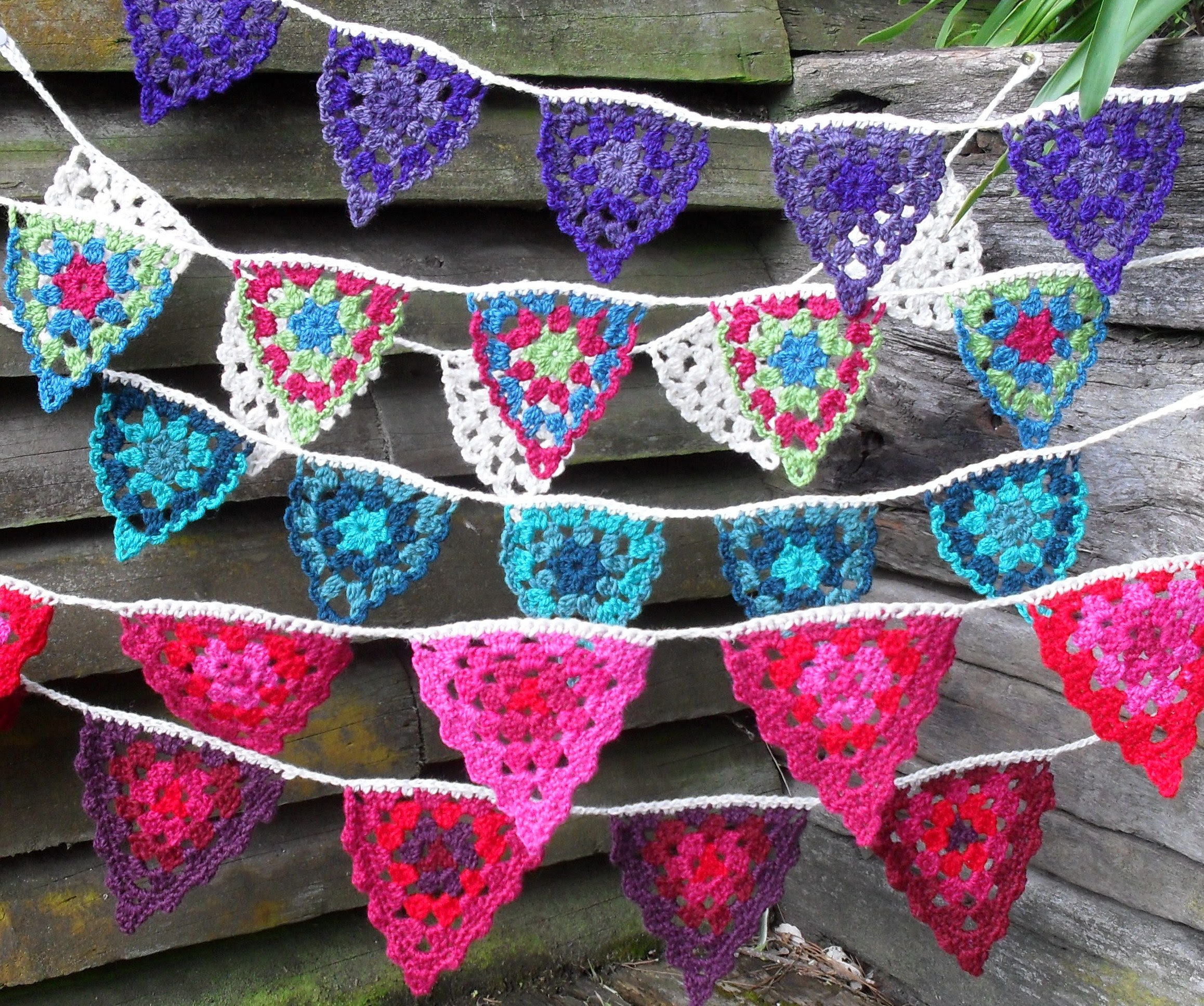 Lionesslady Crochet Bunting Love