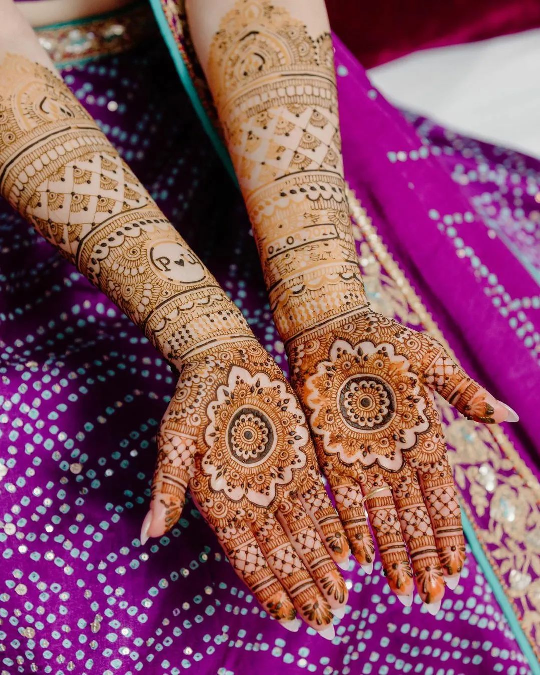 50 Newest Bridal Mehndi Designs For Hands And Legs To Flaunt On Your Big