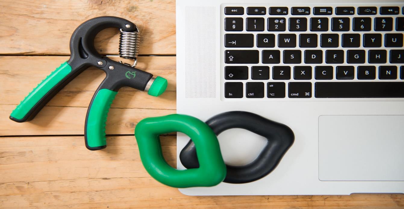 Top 5 Benefits Of Using An Adjustable Hand Grip Strengthener