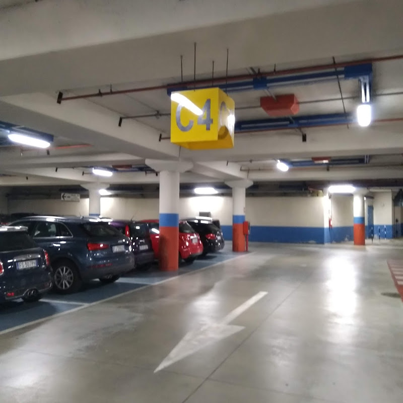 Recensioni Su Parcheggio Aci Via Roma Piazza San Carlo Piazza Castello