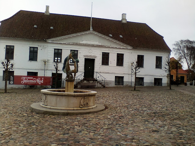 4 Anmeldelser Af Det Gamle Rådhus I Hjørring Museum I Hjørring