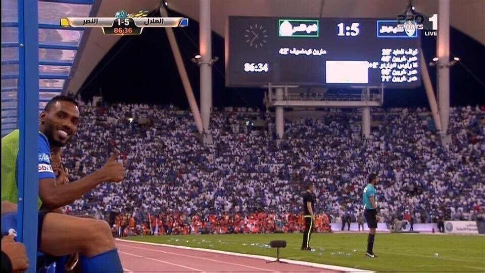 الهلال والنصر 5 1 اكثر من 250 صورة لمبارة الهلال والنصر جمهور ارض