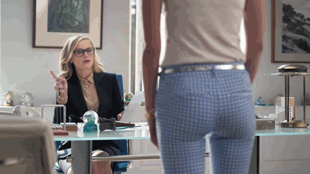 Who Is The Sexy Actress In The Old Navy Pixie Pants Commercial With Amy