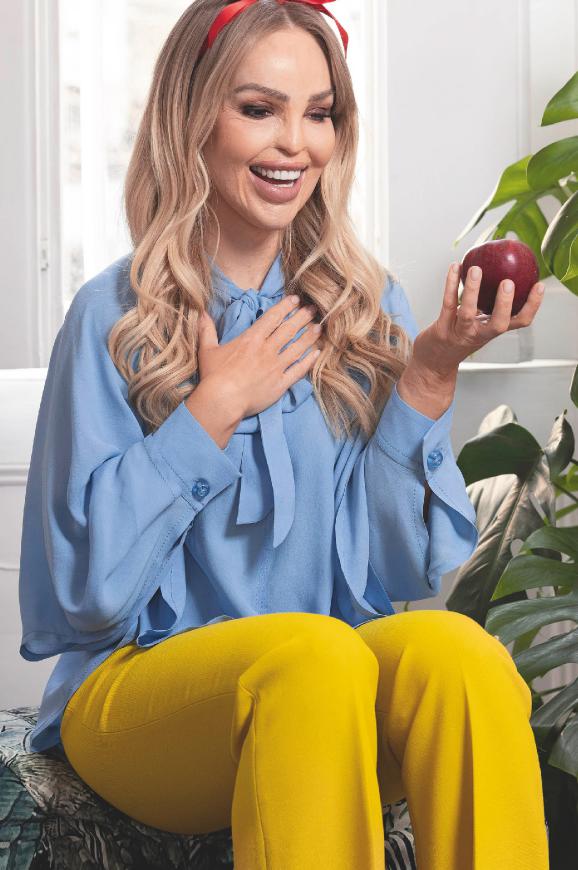 Katie Piper Hello Magazine 1732