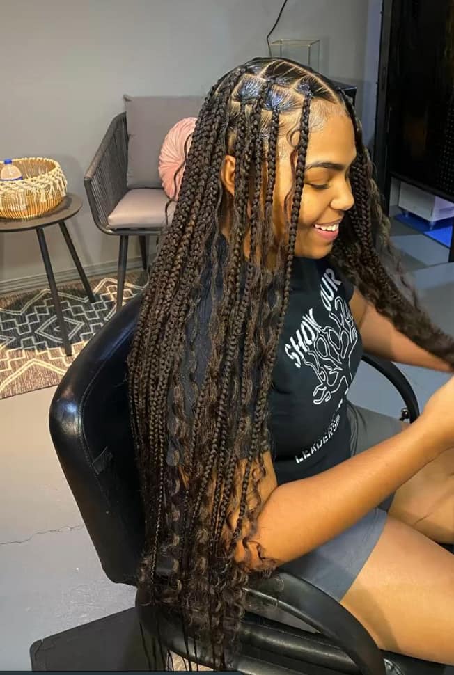 20 Best Knotless Braids With Curly Ends For A Stunning Look Ke