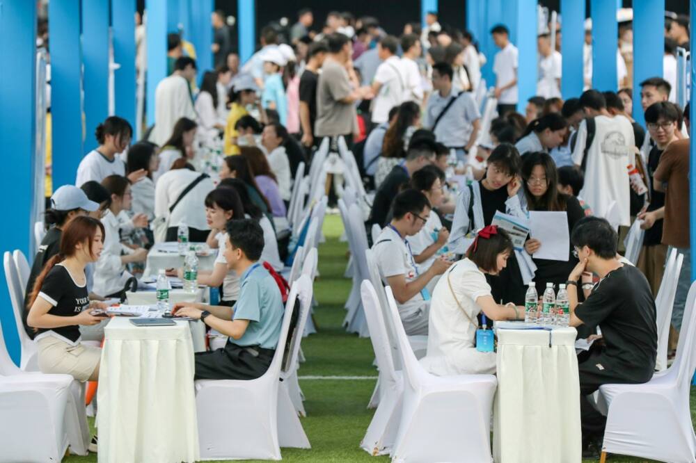 With Record Unemployment Chinas Youth Confront Bleak Job Market