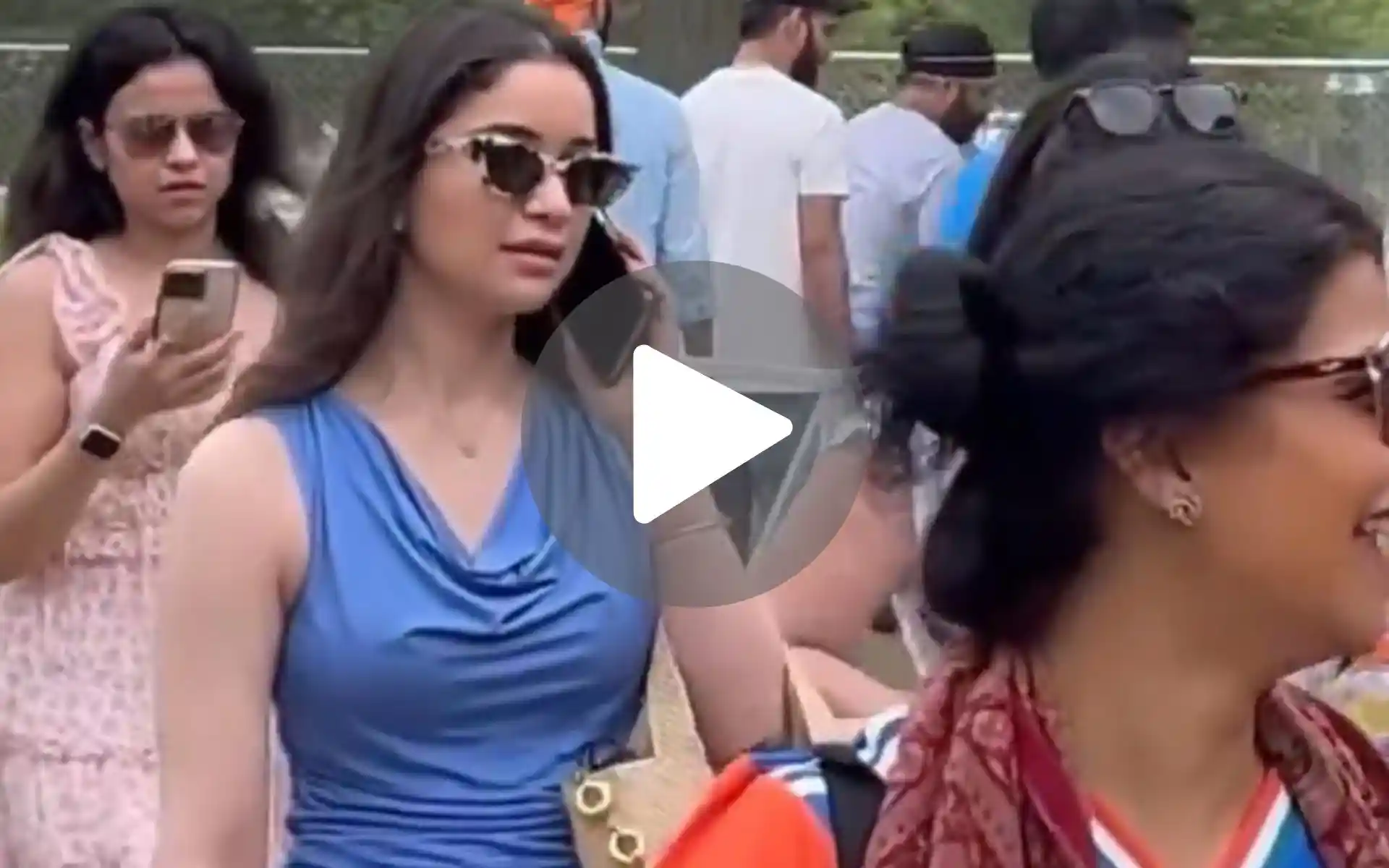 Watch Sara Tendulkar Travelling With Shubman Gills India Spotted In