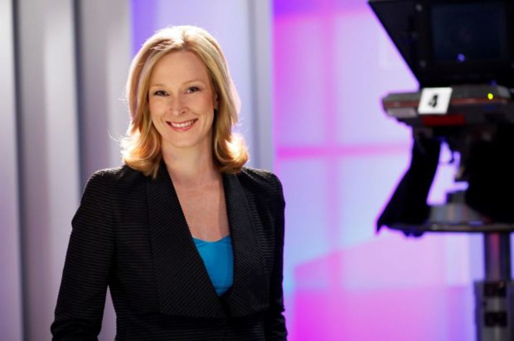 Abc Presenter Leigh Sales Lists Her Glebe Home For 3 Million