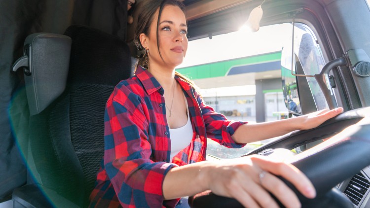 Wie Sich Logistikunternehmen Bei Der Konkurrenz Um Lkw Fahrer Durchsetzen