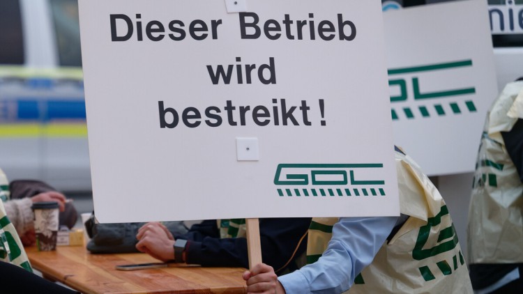 Gdl Erklärt Bahn Tarifverhandlungen Für Gescheitert Streik Angekündigt