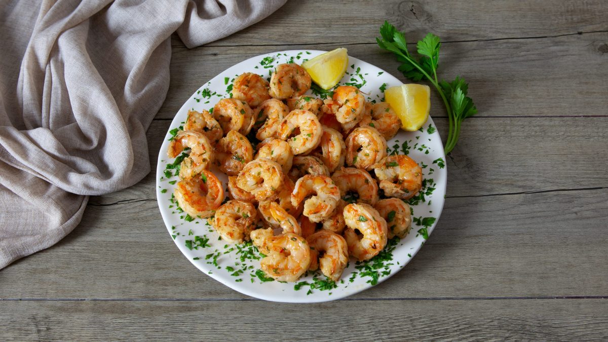 Gamberetti In Padella La Ricetta Del Secondo Piatto Veloce E Leggero