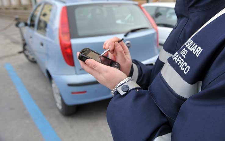 Strisce Blu Per La Cassazione Il Verbale è Nullo Senza Aree Di Sosta