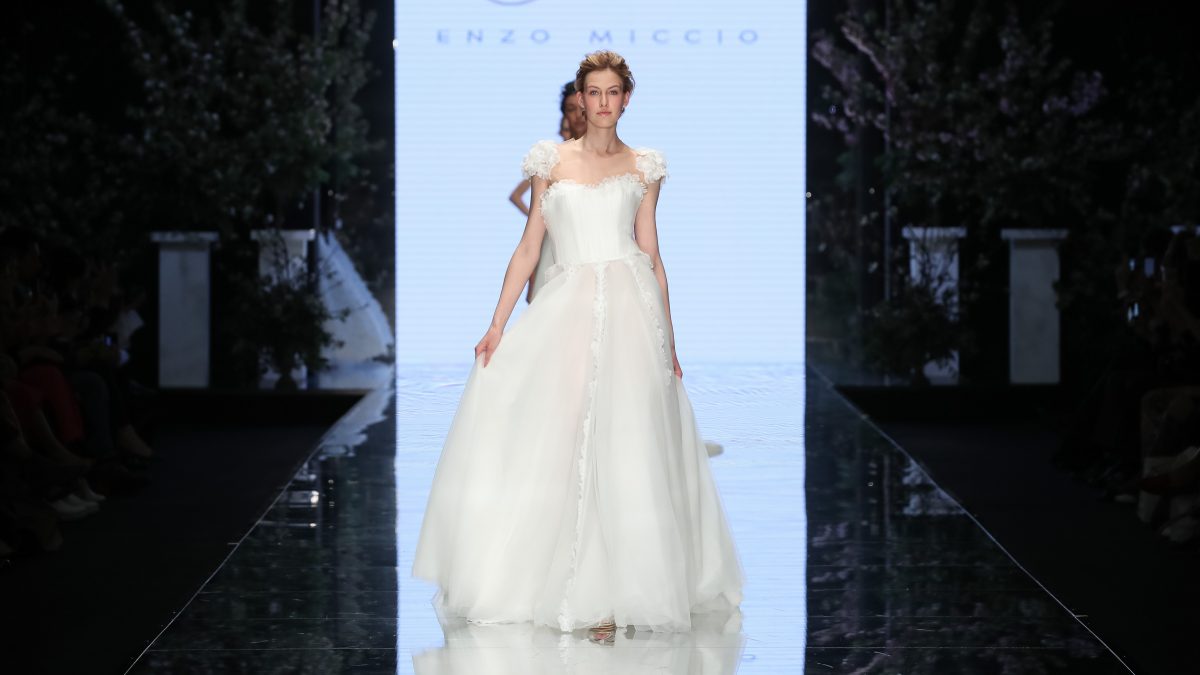 Enzo Miccio Presenta La Collezione Di Abiti Da Sposa 2020 Ecco Gli