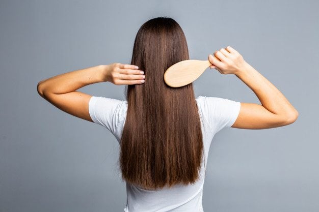 15 Trucchi Per Far Crescere I Capelli Velocemente