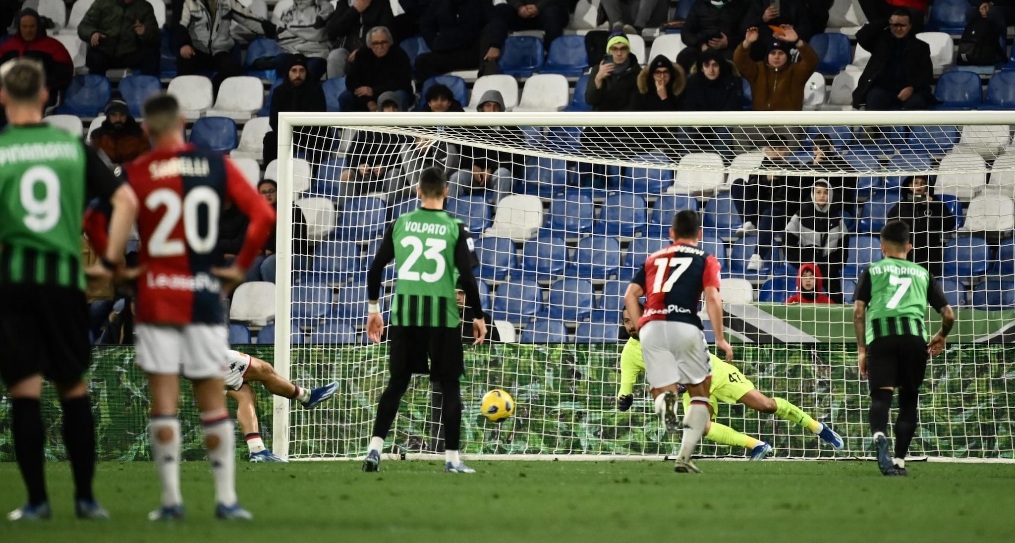 Rigore Col Var E Un Gol Nel Finale Il Genoa Batte Il Sassuolo E