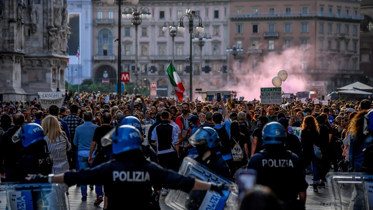 Milano Corteo No Green Pass I Manifestanti Ritirano Il Preavviso Non