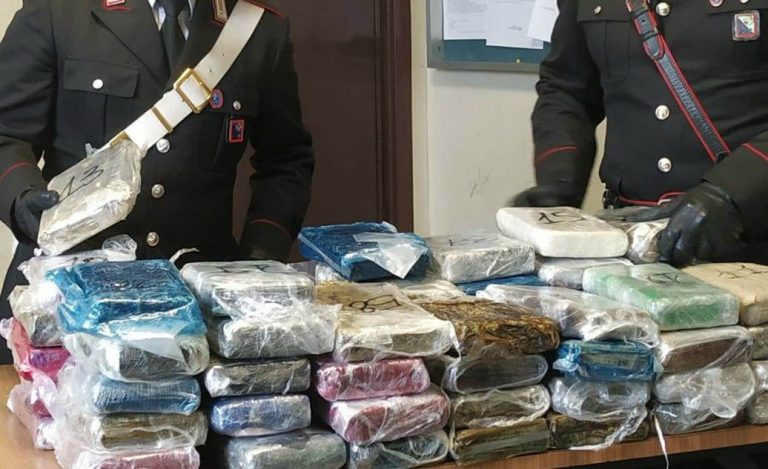 Maxi Sequestro Di Droga Da 4 Milioni Di Euro 75 Chili Di Cocaina