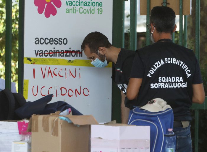 Vaccini Contro Il Covid Brodaglia Ecco Chi Sono I Primi No Vax Indagati