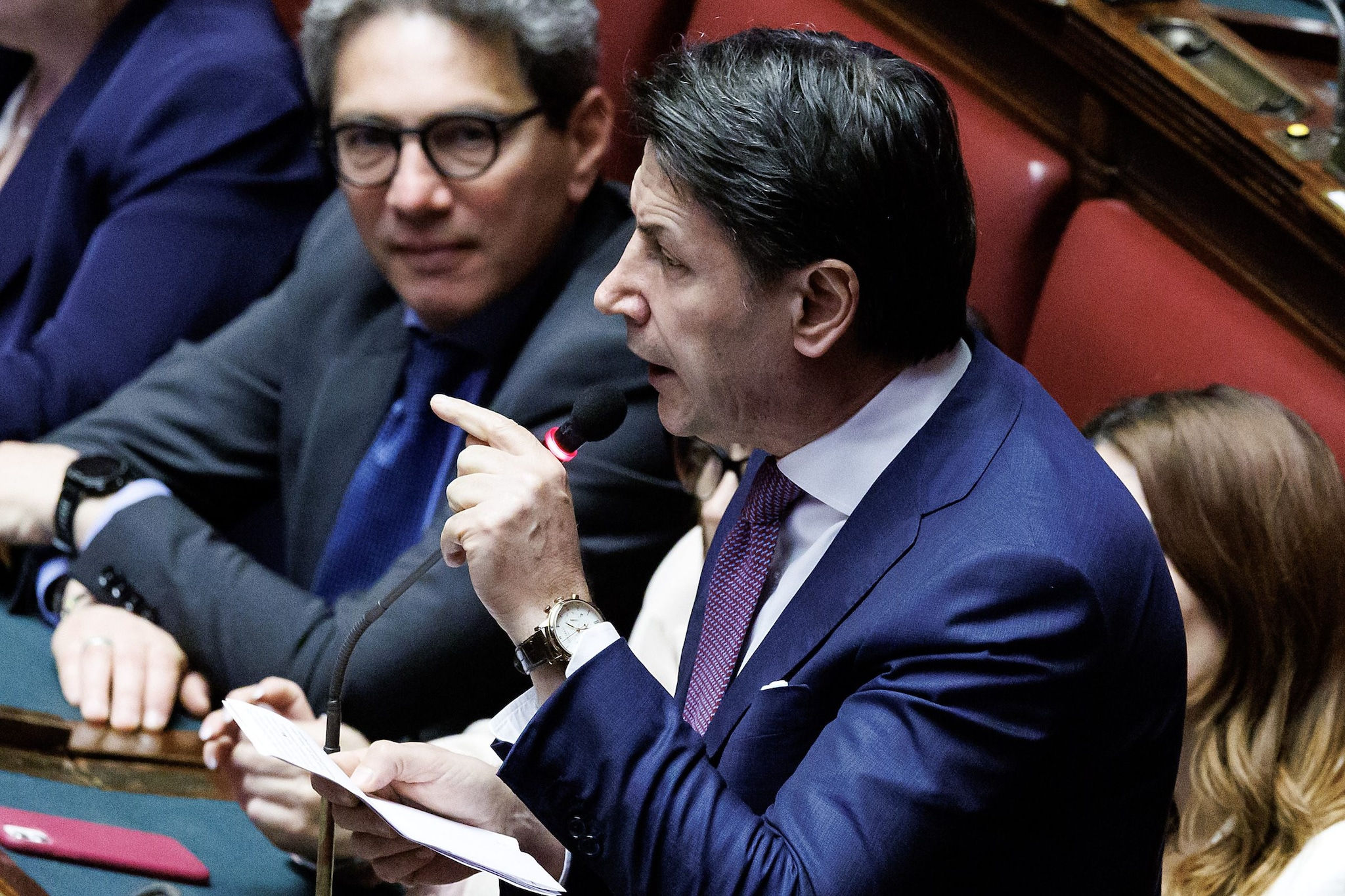 Sondaggi Politici Pd E Fratelli Ditalia In Calo Il M5s Se Ne